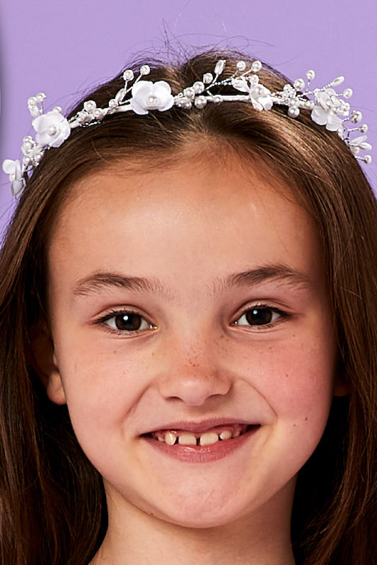 Peridot Girls White Pearl Bow Head Ring - Style Elena