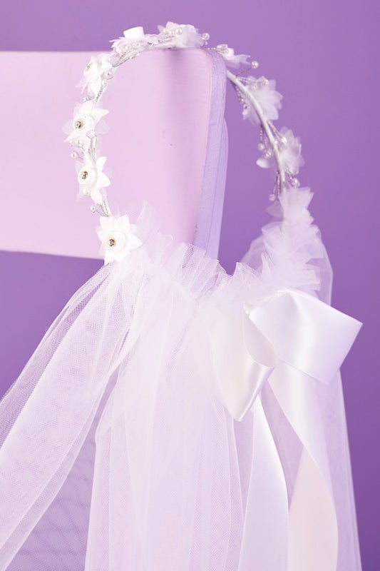 Peridot Girls White Diamante Flower Head Ring Communion Veil - Melanie