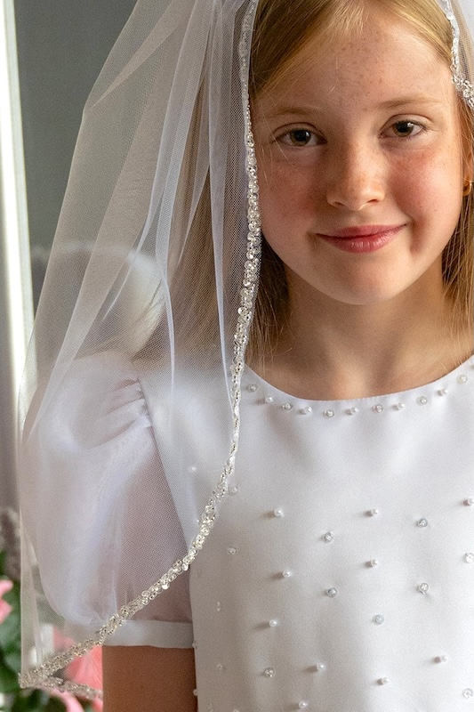 Peridot Girls White Sequin Bead Communion Veil - Style Pandora